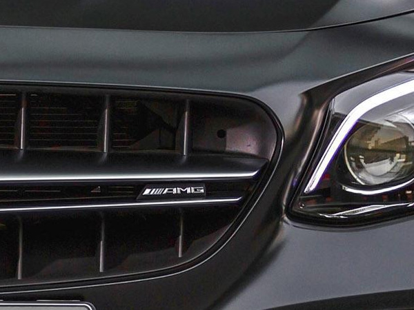 AMG エンブレム | ベンツパーツを完全網羅する正規代理店スリーポイント